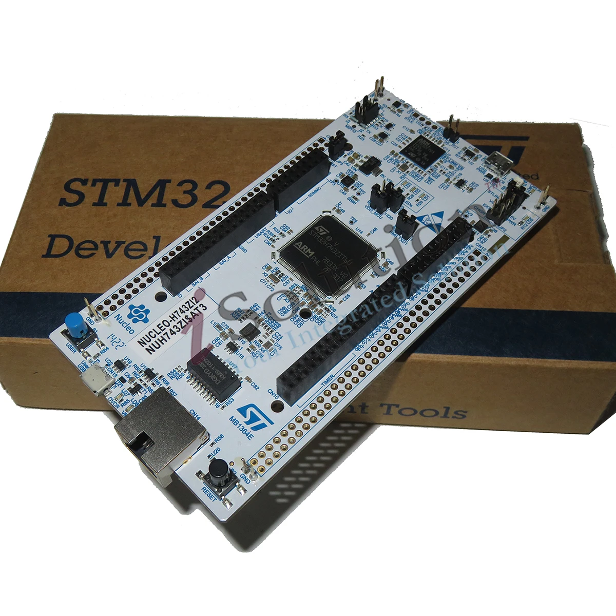 NUCLEO-H743ZI2-ARM-STM32-Nucleo-144-development-board-with-STM32H743ZI-MCU.jpg
