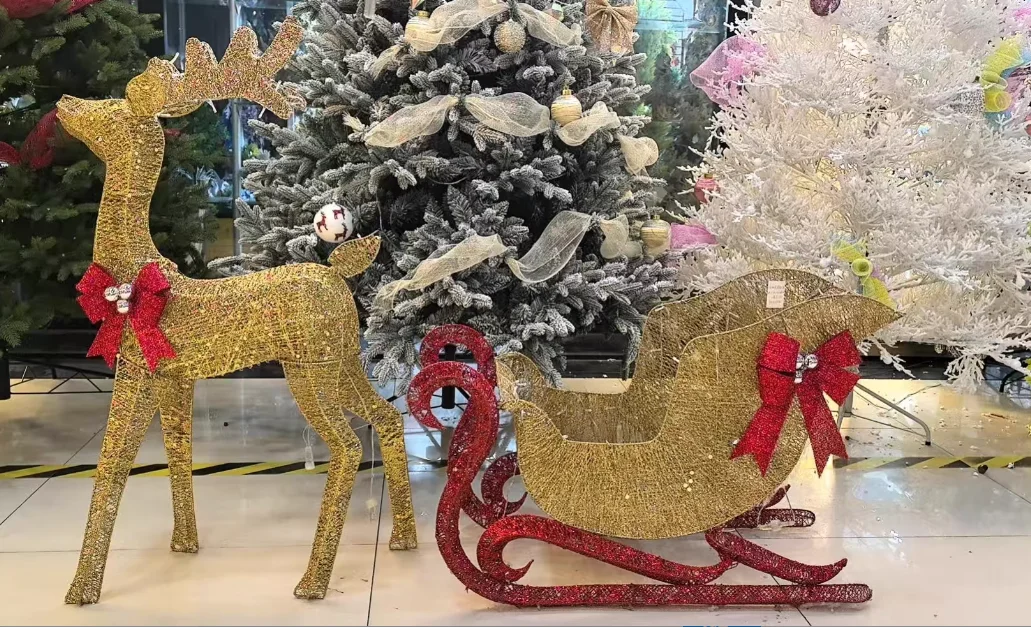 Christmas Lighted Reindeer & Santa's Sleigh Set, Outdoor Decoration for ...
