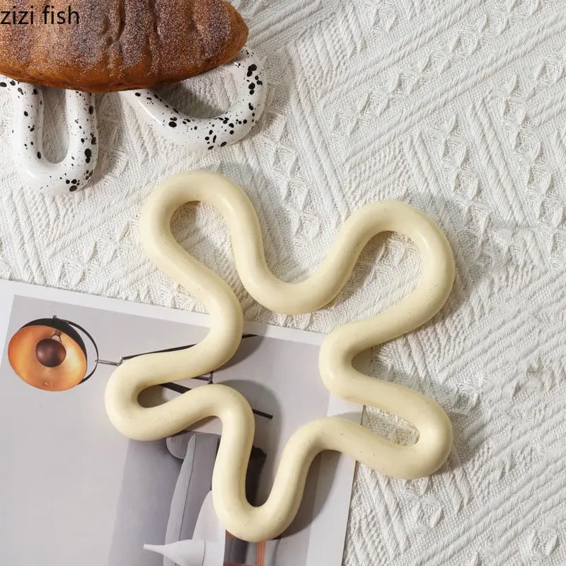 Creative-Geometry-Ceramic-Tableware-Mat-Kitchen-Anti-Scalding-Mat-Pot ...
