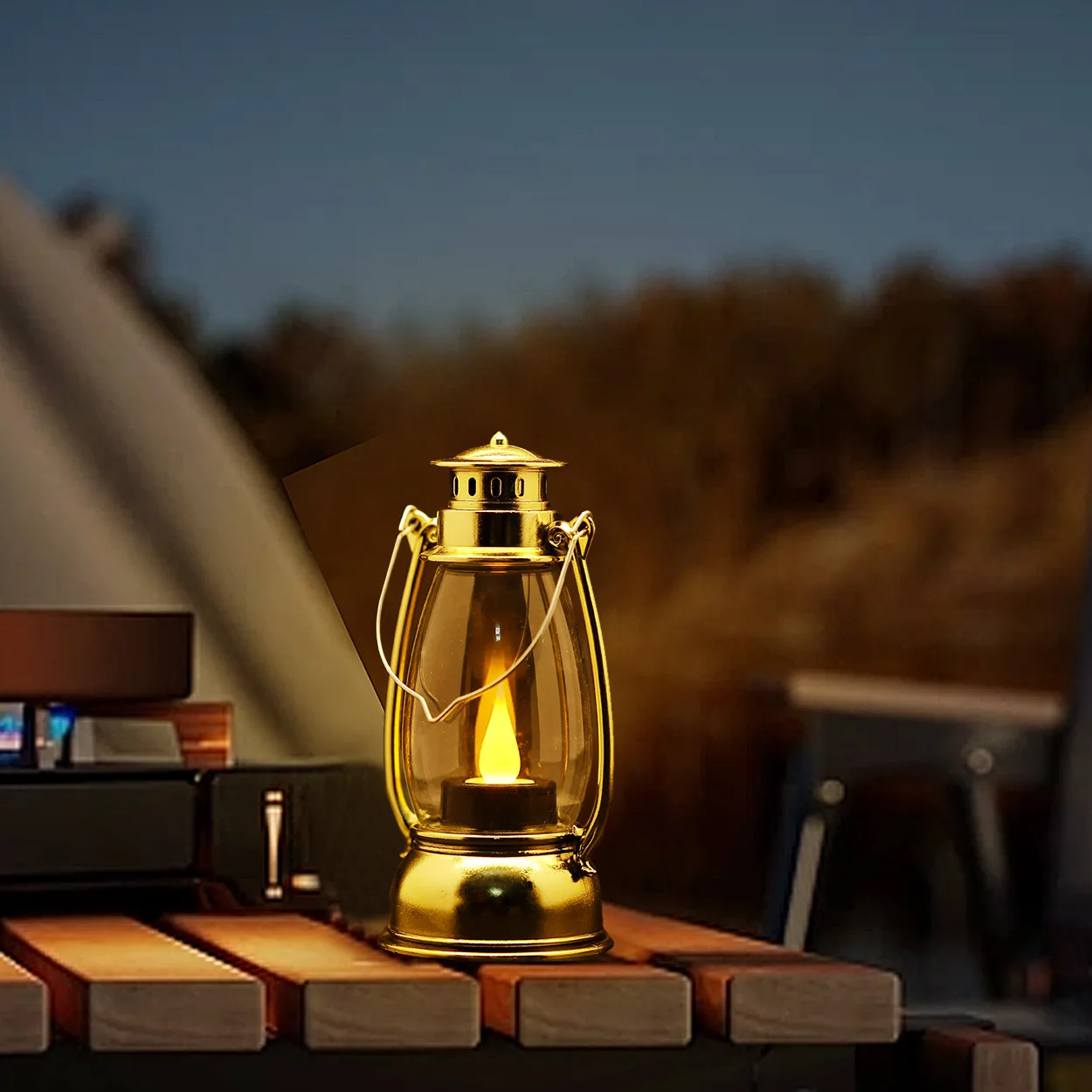 Vintage-Style LED Lantern, Decorative Battery-Powered Light with PP ...