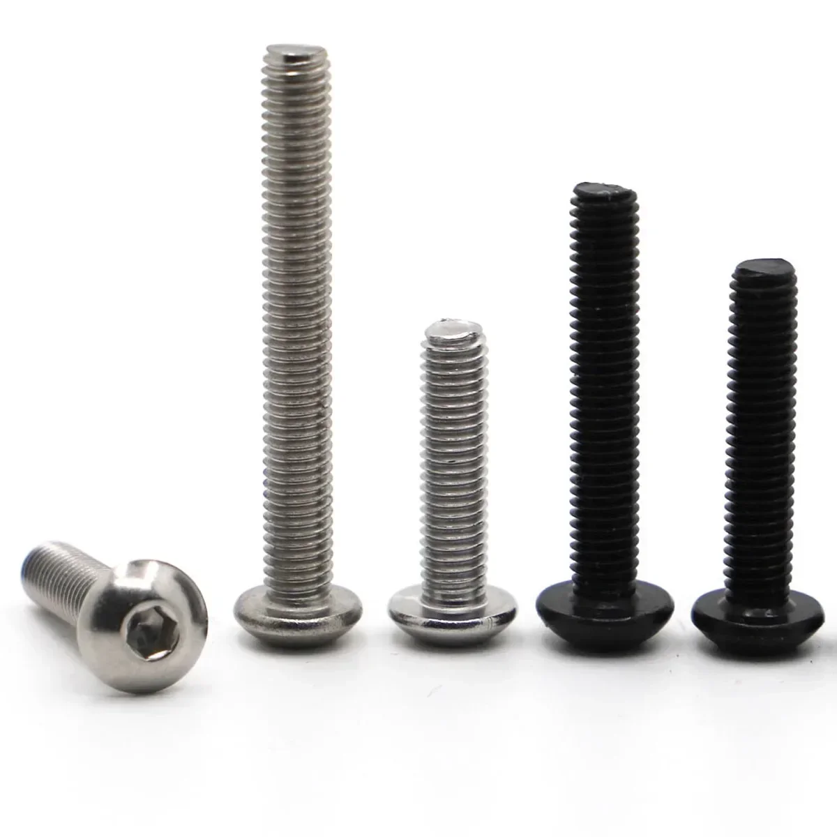 5-50p ISO7380 M2 M2.5 M3 M4 M5 M6 M8 304 A2 Round Stainless Steel or ...