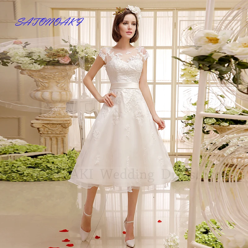 Robe De Mariée Courte Et Élégante, À Manches Cape, Col Rond, Longueur ...