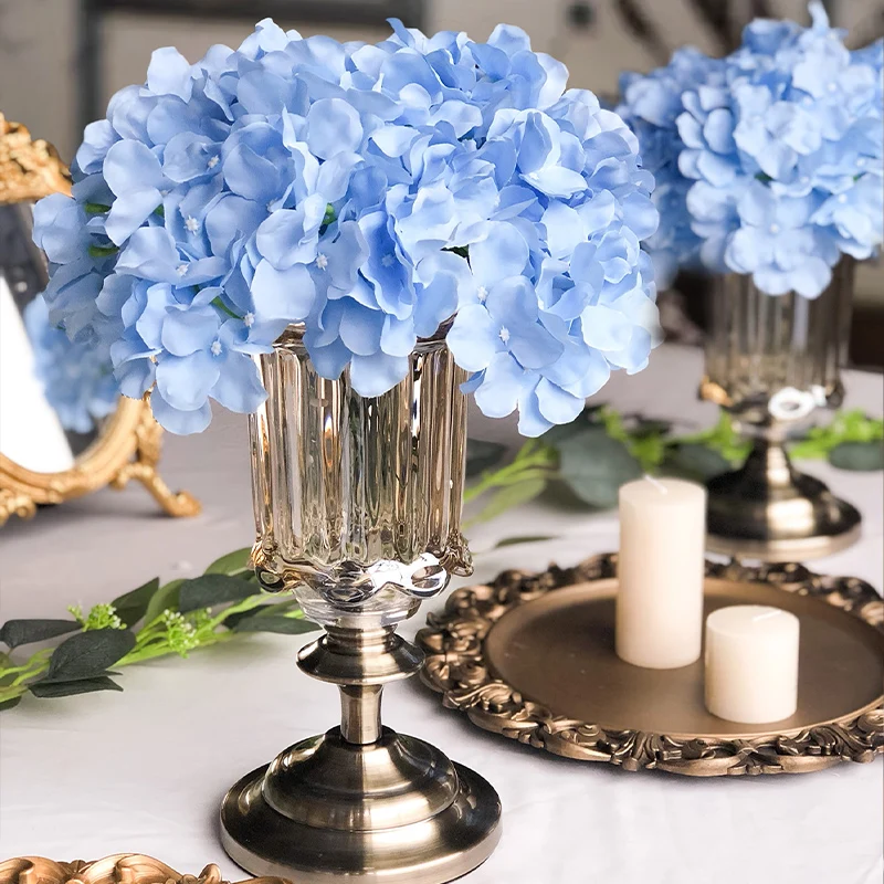 Blue Hydrangea Centerpiece Ideas