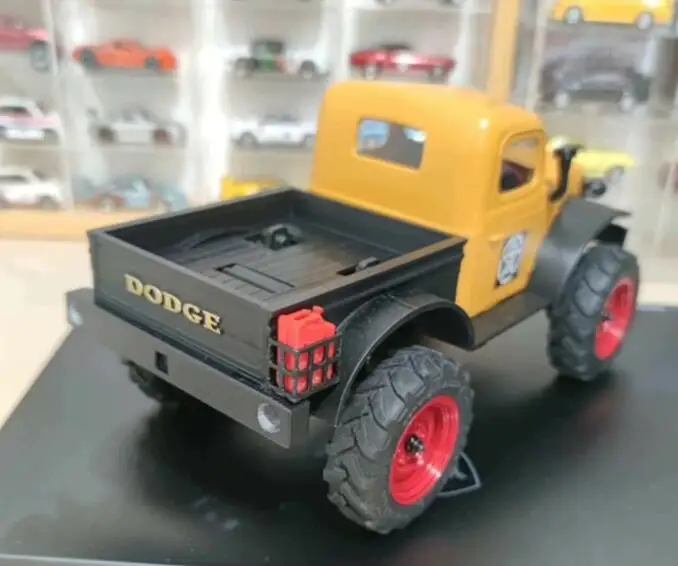 ROCHOBBY-EAZYRC-FMS-FCX24-Power-Wagon-1-24-Scale-Micro-Rock-Crawler ...