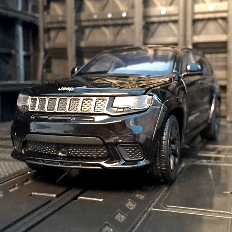 1-32-ratio-JEEP-Grand-Cherokee-Trackhawk-alloy-car-model-with-sound-and ...