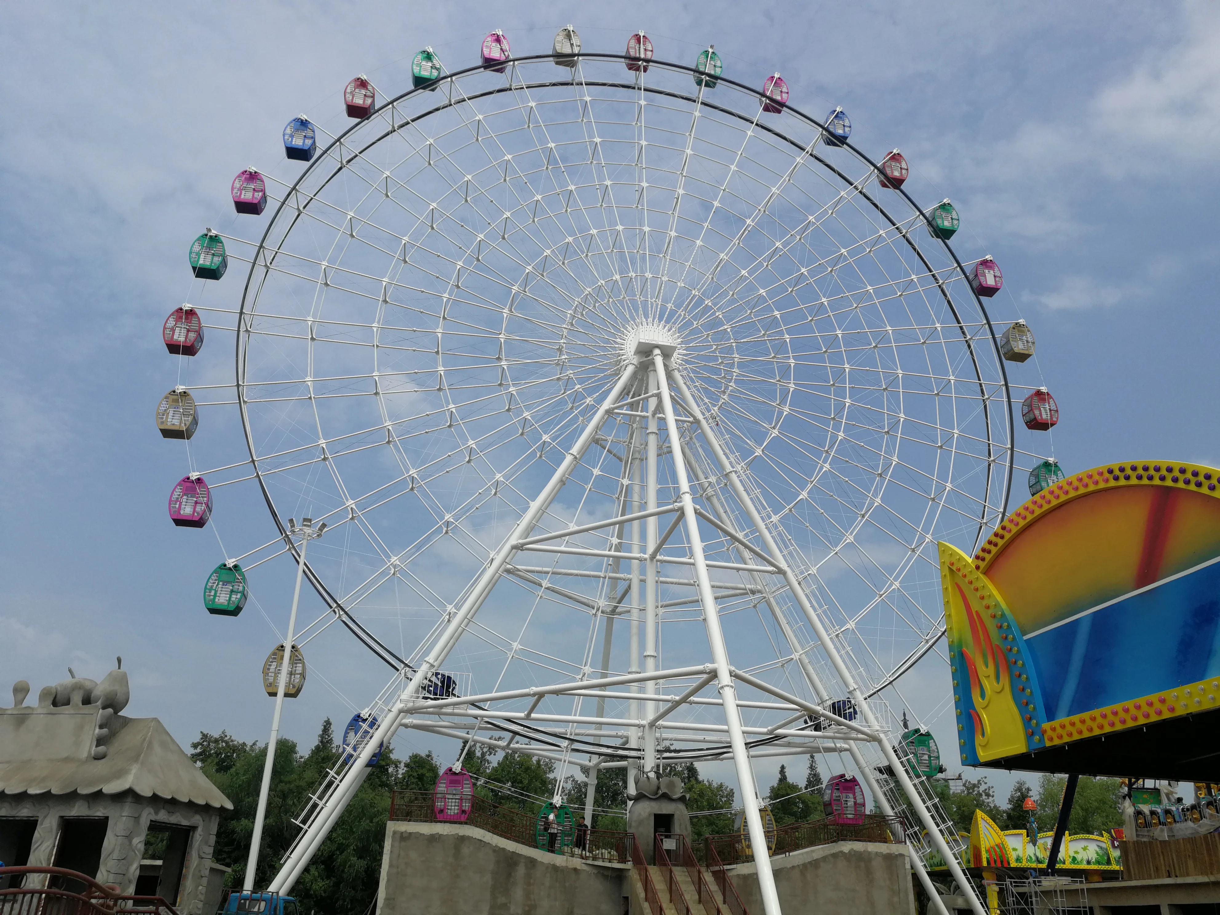 Hot-sale-ferris-wheel-rides-park-rides-outdoor-20m-30m-Ferris-Wheel.jpg