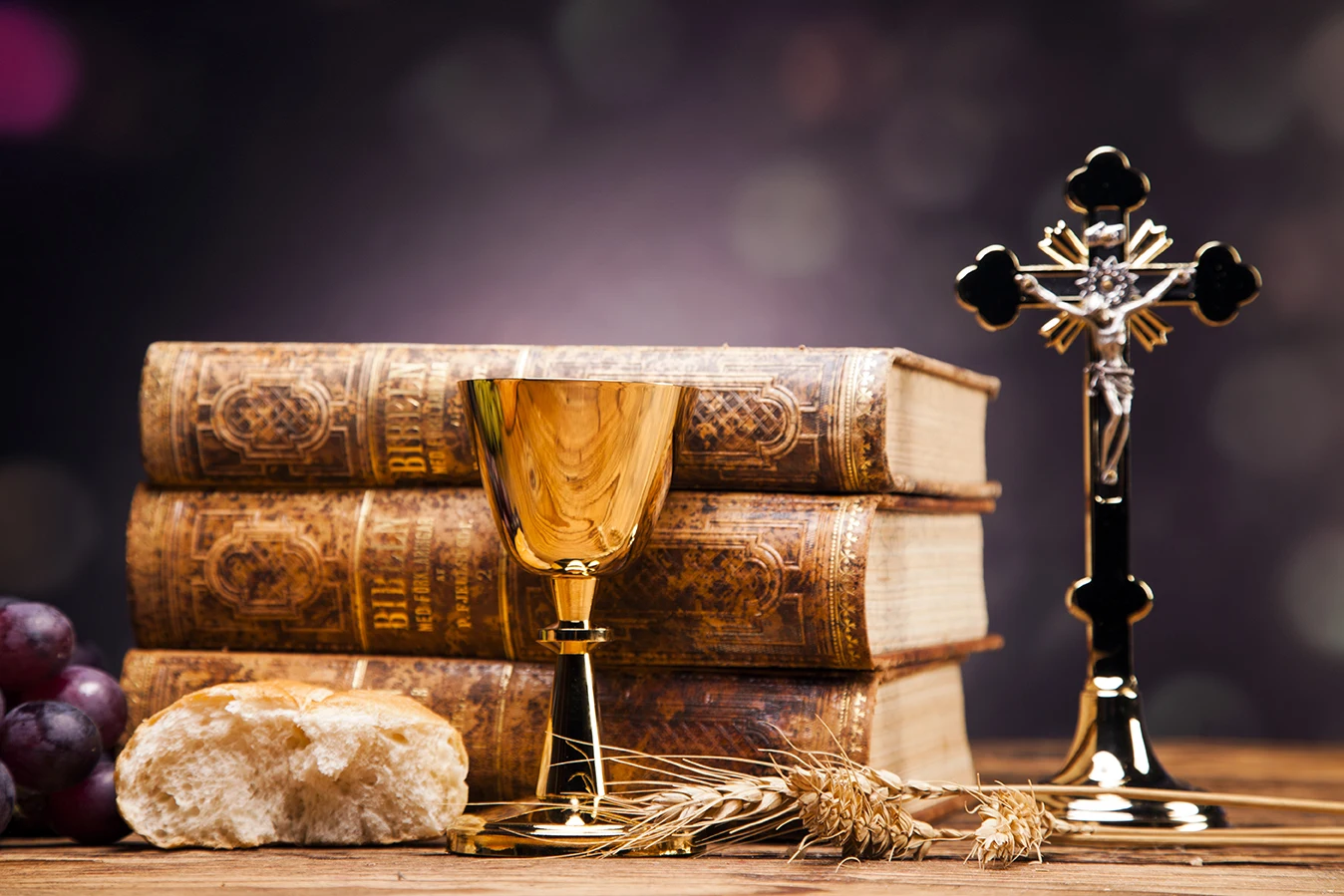 Chalice And Bread Wallpaper