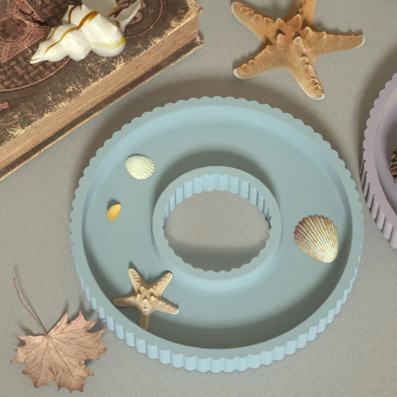Stripped-Silicone-Tray-Molds-17cm-Shiny-Strppes-Design-Round-Concrete ...