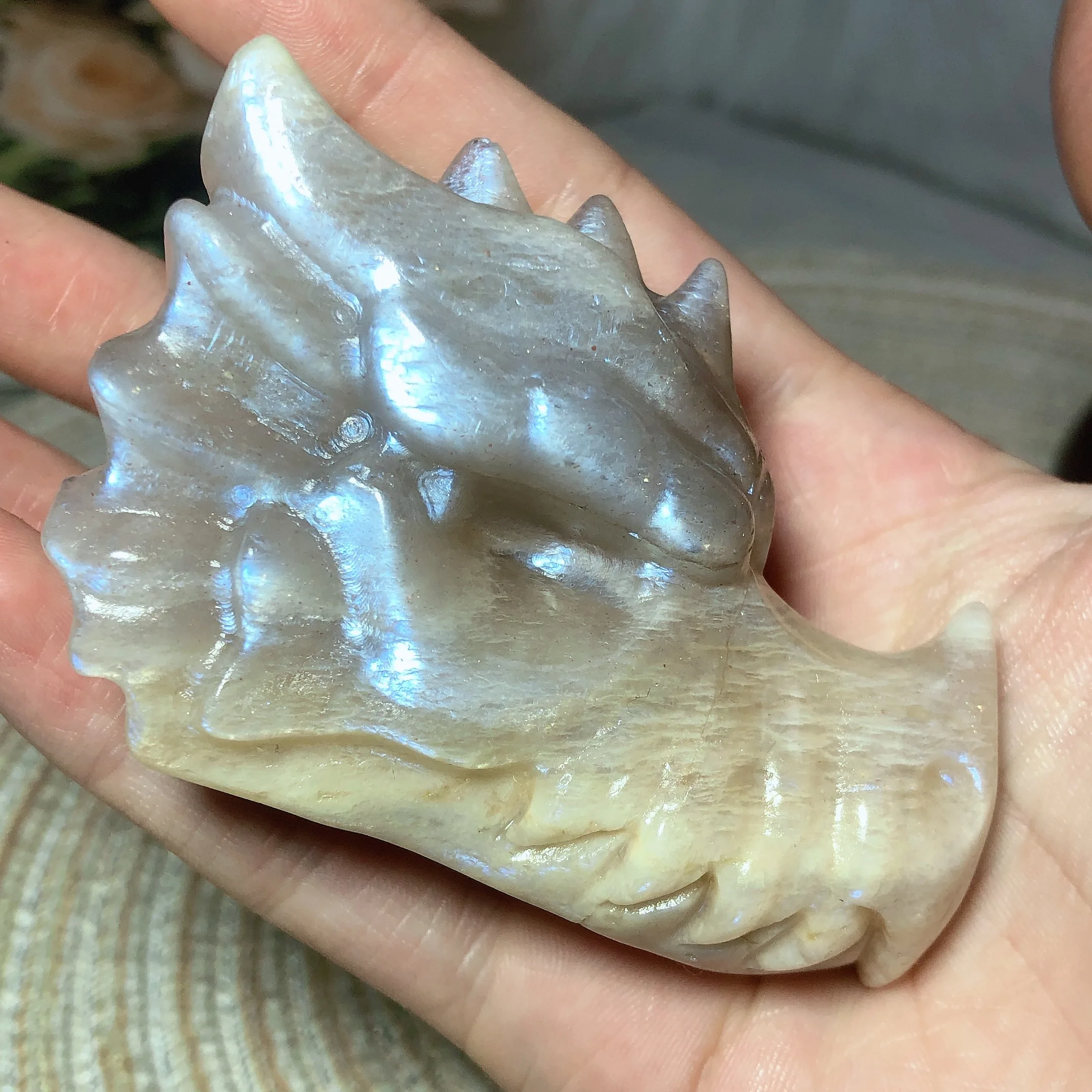Natural-Crystal-Wholesale-Moonstone-Dragon-Skull-Carving-Blue-Flash ...