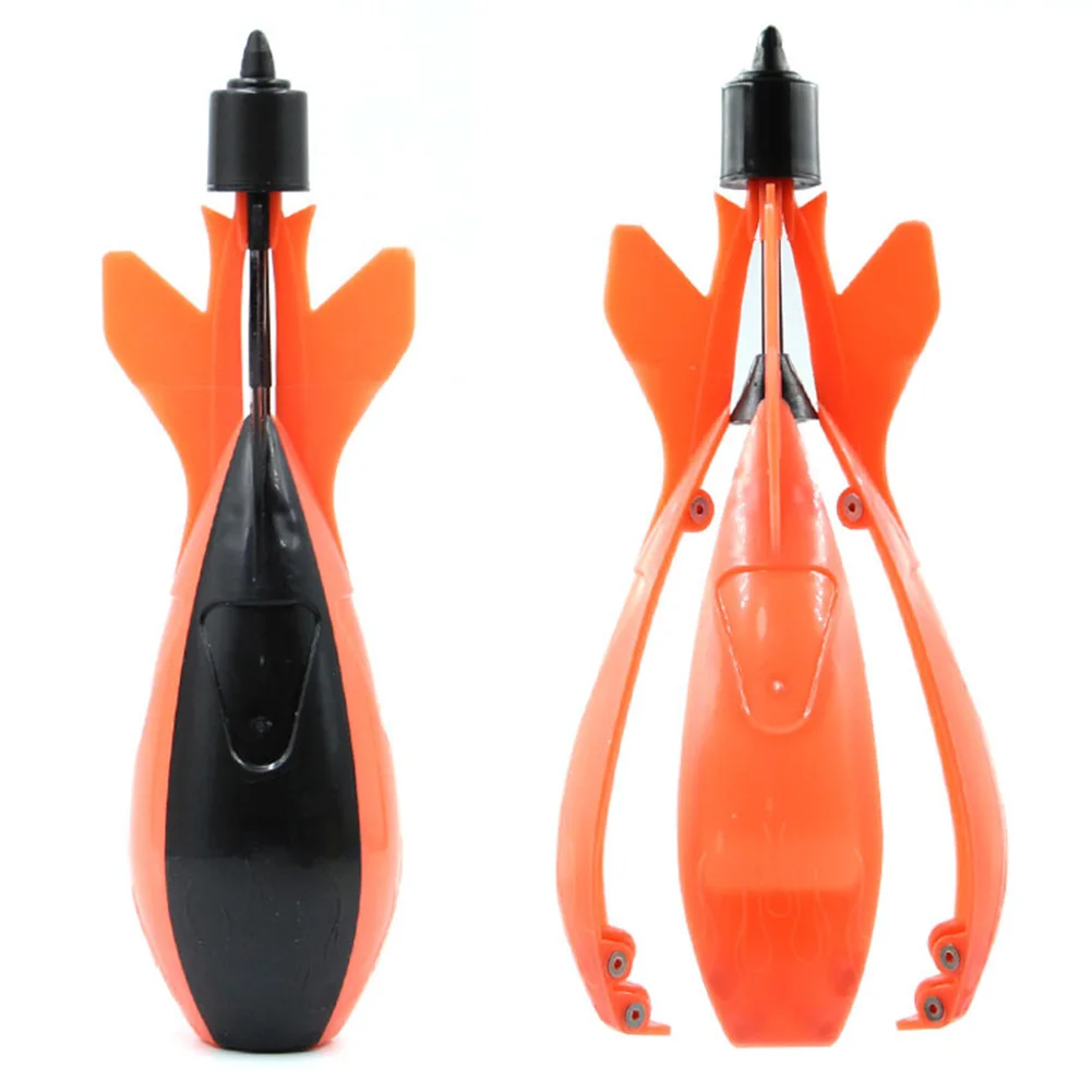 Carp-Fishing-Rocket-Feeder-Portable-Small-Spod-Bomb-Float-Bait-Holder ...
