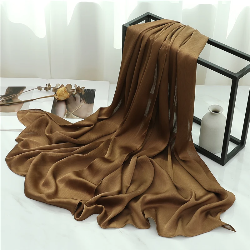 여성용 럭셔리 솔리드 히잡 스카프 터번 무슬림 머리띠 디자인 쉬폰 주름 반다나 랩 숄 패션 머플러 풀라 2023 신제품