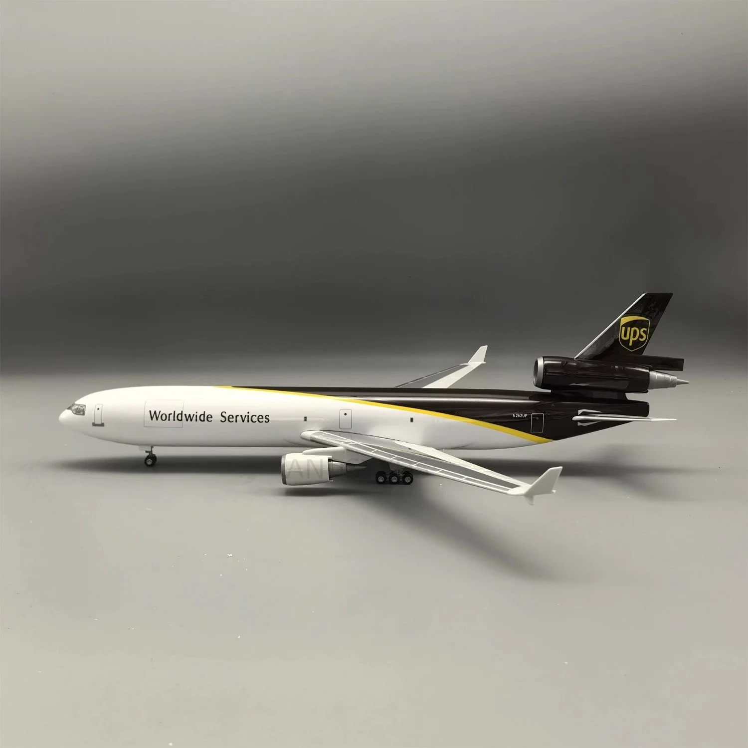 Diecast Resin 47CM B747 MD11 UPS Cargo Airplane Model With Stand 747 ...
