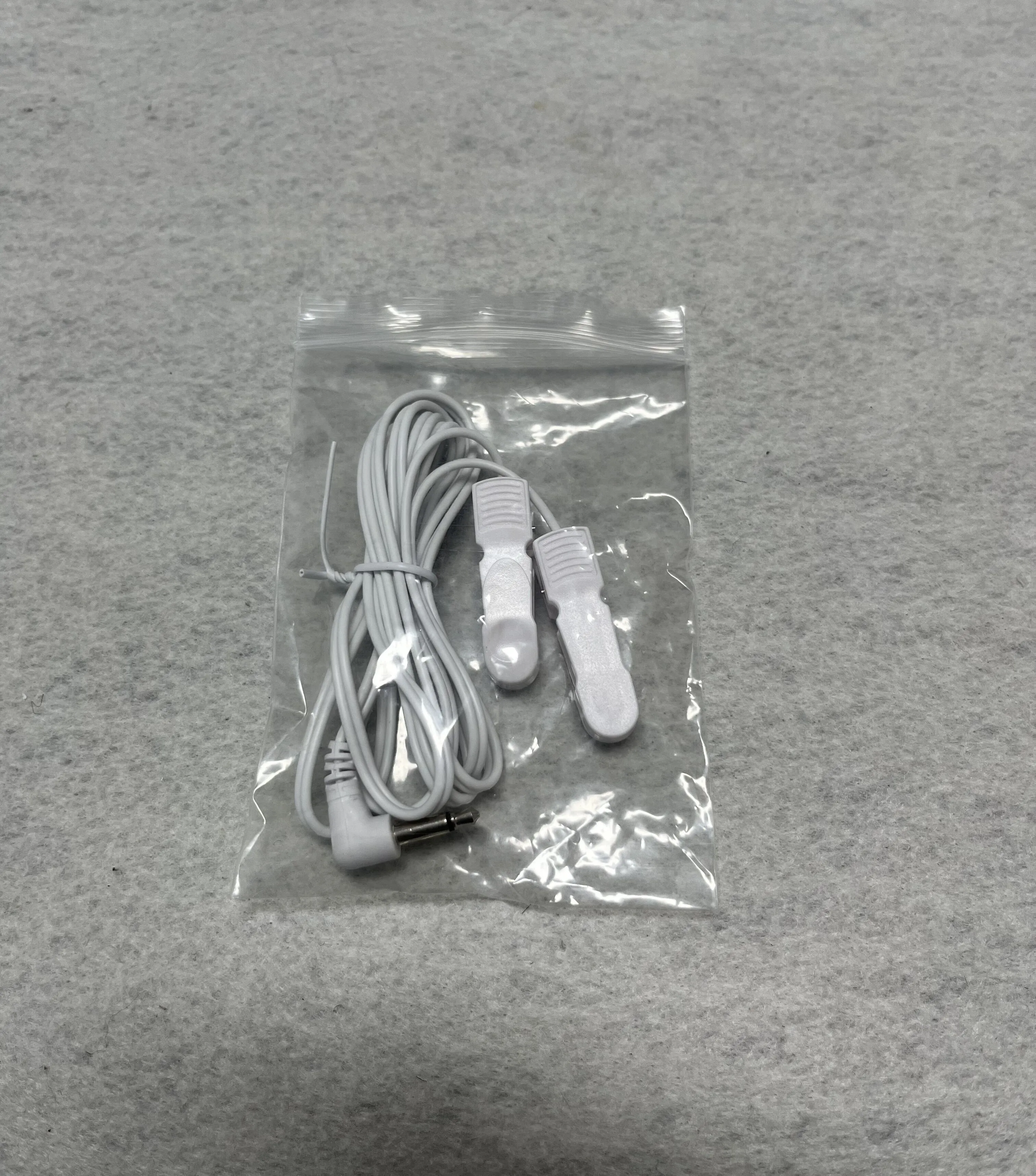 Ear-Clip-For-Sleep-Instrument-Sleeper-Therapy-Insomnia.jpg
