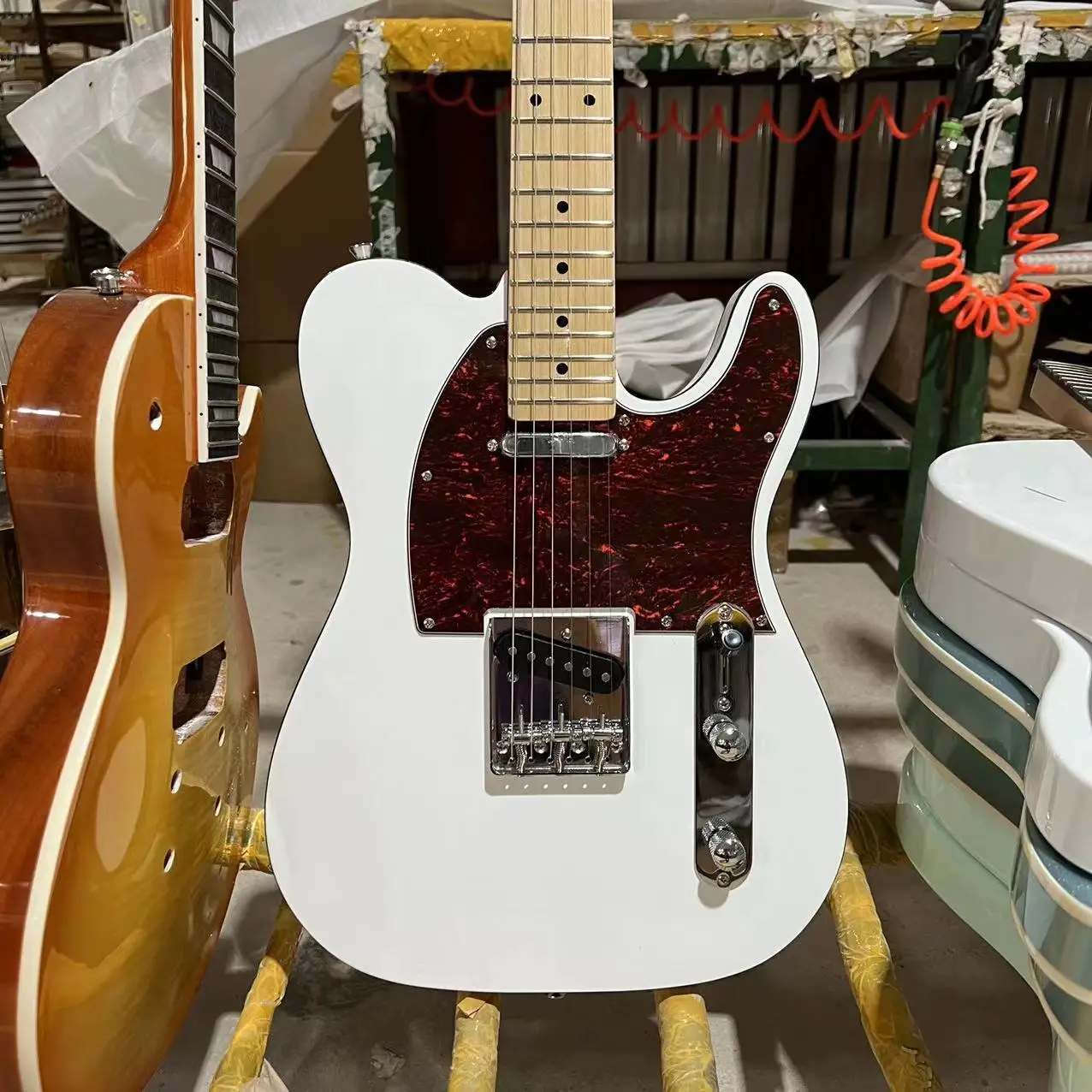 Tele-Electric-Guitar-Mahogany-Body-Maple-Fingerboard-Red-Tortoise-Shell ...