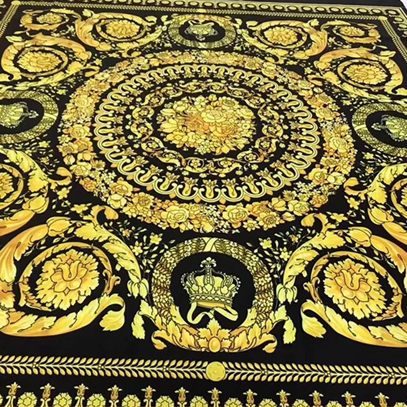 European-and-American-Baroque-Pattern-Fashion-Brand-Show-Haute-Couture ...