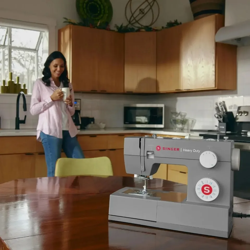 Machine à Coudre Singer Heavy Duty 4423 High Speed Sewing Machine With ...