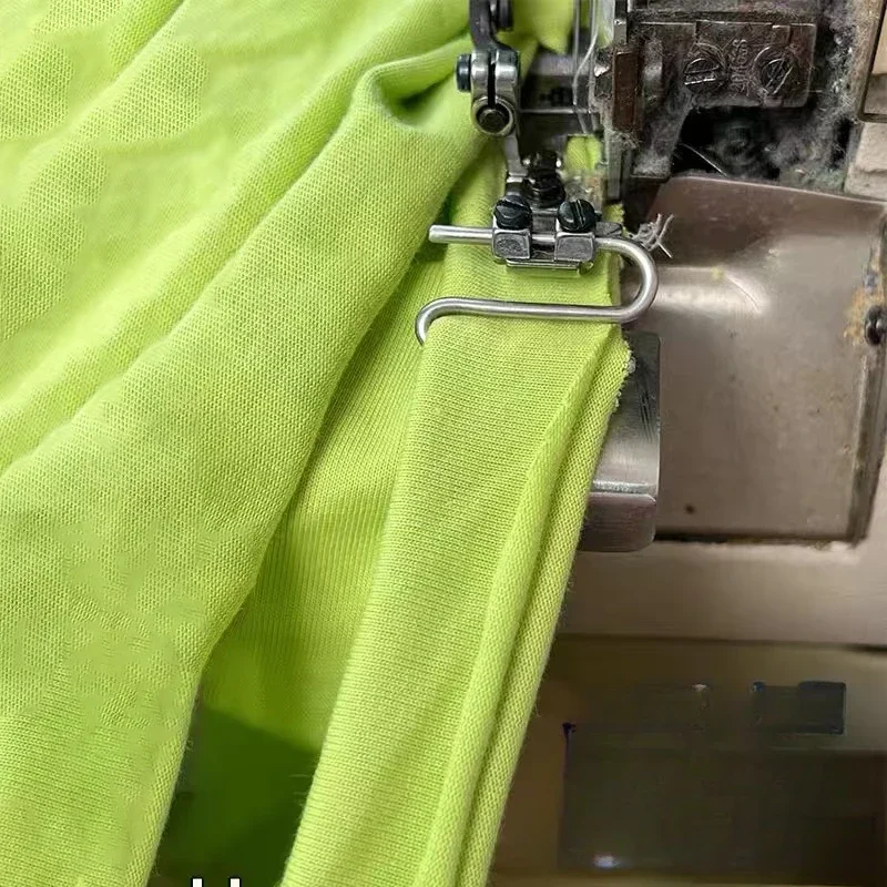 Four-Wire Overlock Machine Multi-Functional Gauge Presser Foot Sewing ...