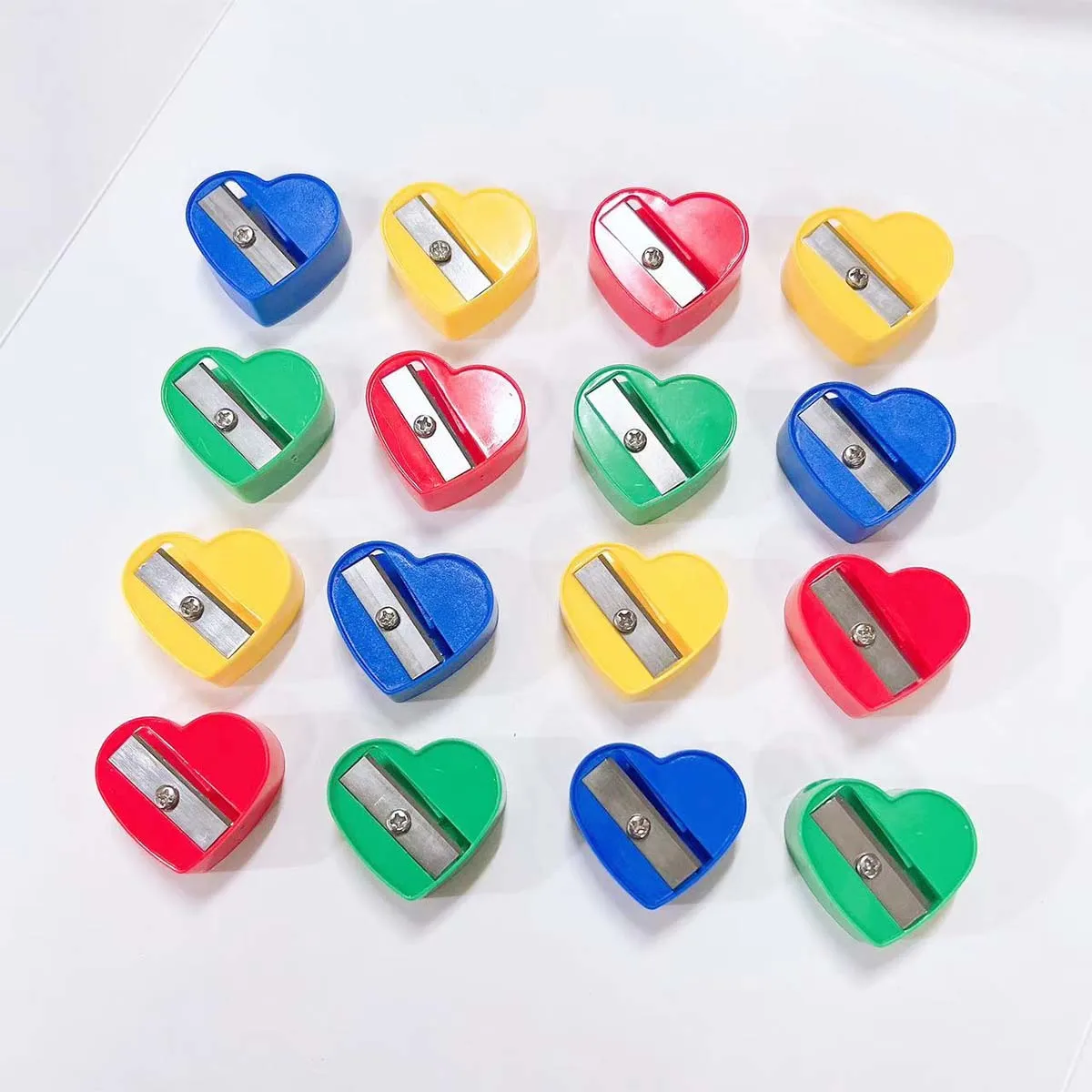 4pcs-Pencil-Sharpener-Cartoon-Mini-Heart-Pencil-Sharpener-Pencil ...
