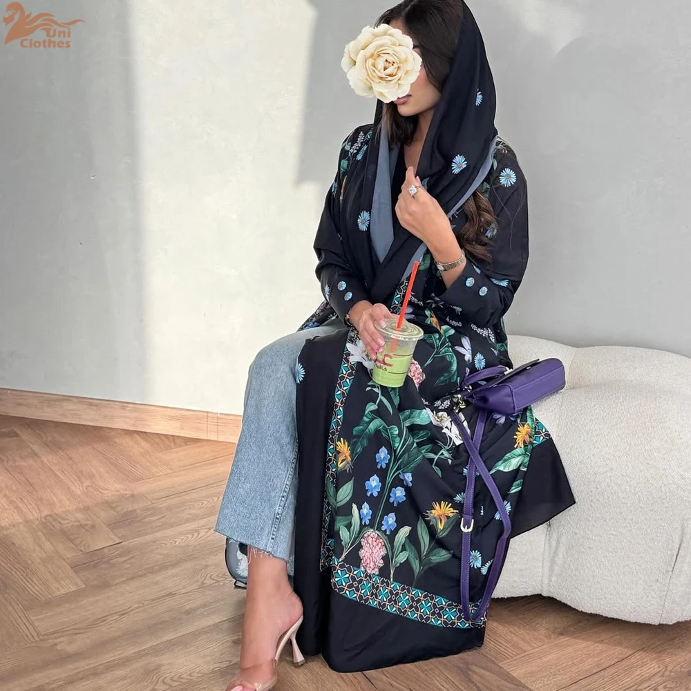 What Is the Traditional Dress of Saudi Arabia? My Real Experience ...