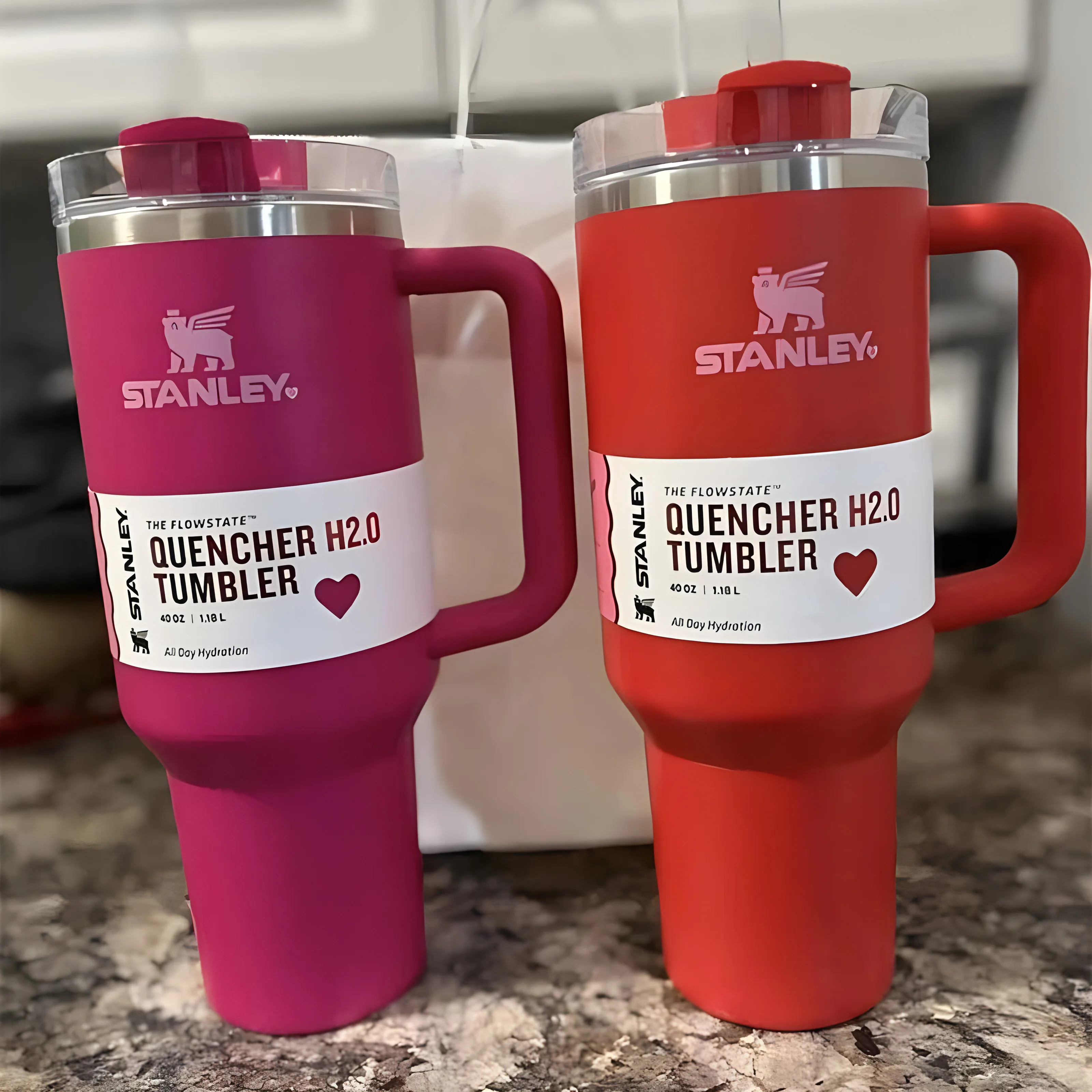 Stanley-Caneca-de-a-o-inoxid-vel-isolada-a-v-cuo-do-carro-copo-com-al.jpg