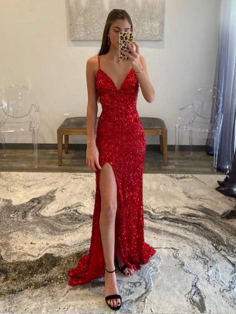 Low Cut Prom Dresses 2022