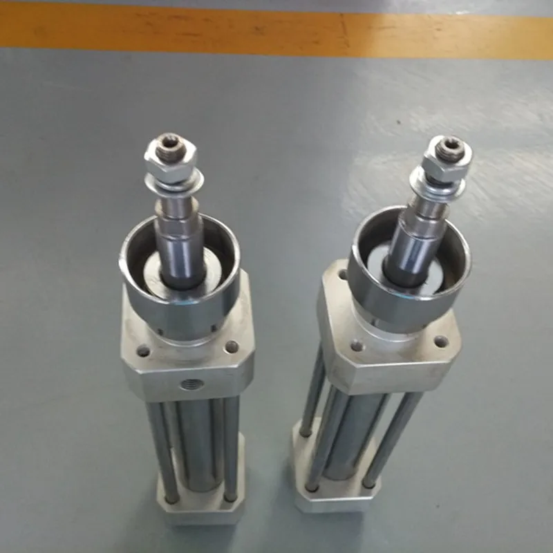 Two-Component-Pneumatic-Booster-Pump-Polyurethane-Spray-Foaming-Machine ...