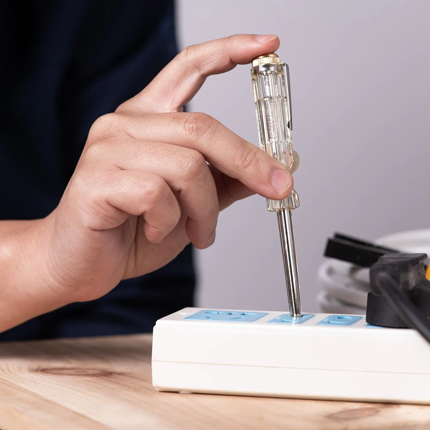 Intelligent-Voltage-Tester-Pen-Induction-Power-Detector-Pen-Home ...