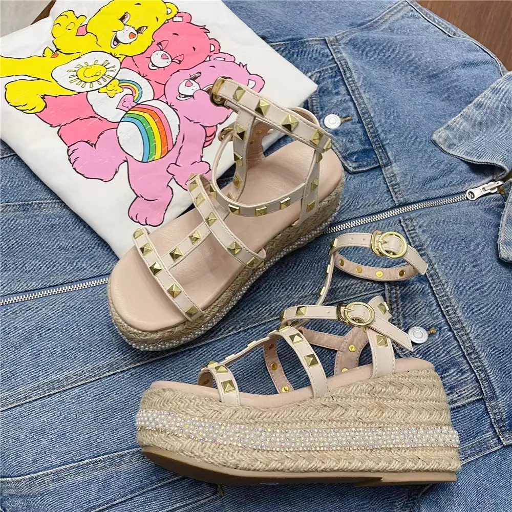 Nuove-donne-moda-sandali-signora-cunei-alti-tacchi-pompe-ragazza ...