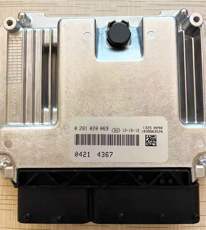 Engine Computer Board ECU Electronic Control Unit 0281020069 04214367 ...