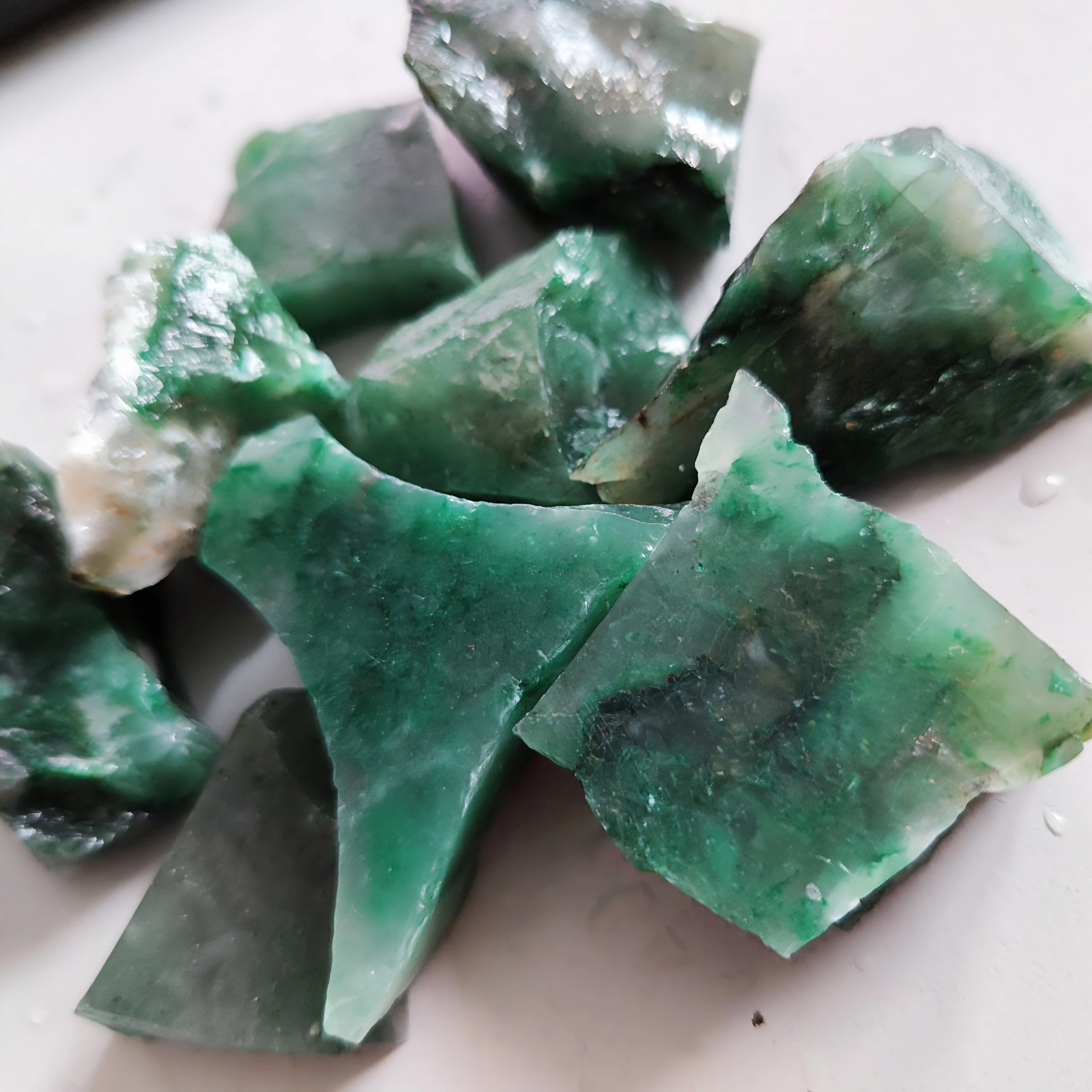 Dulong Jade Stone Precious Treasure from Natural Green Jadeite Stone ...
