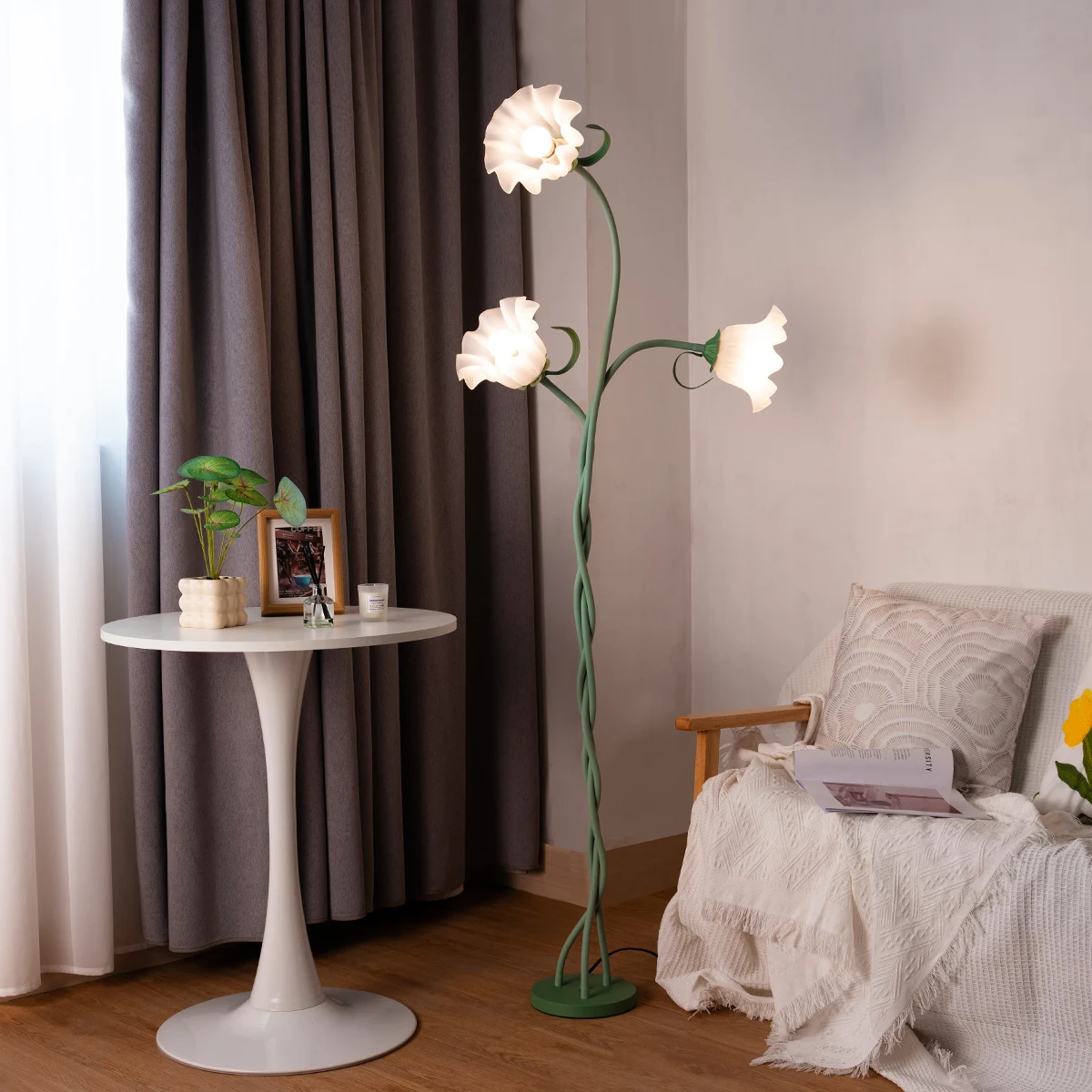 3-Head Flower Floor Lamp – All About Home Needs