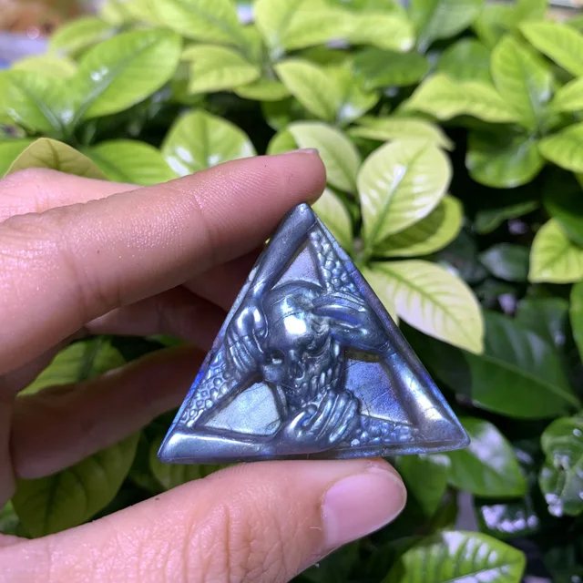 Natural silver obsidian carving triangular with skull design ...