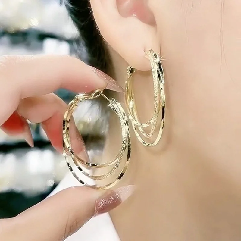 aretes-de-mujer-modernos-2022-pendientes-aro-mujer-Joyer-a-de-moda-para ...