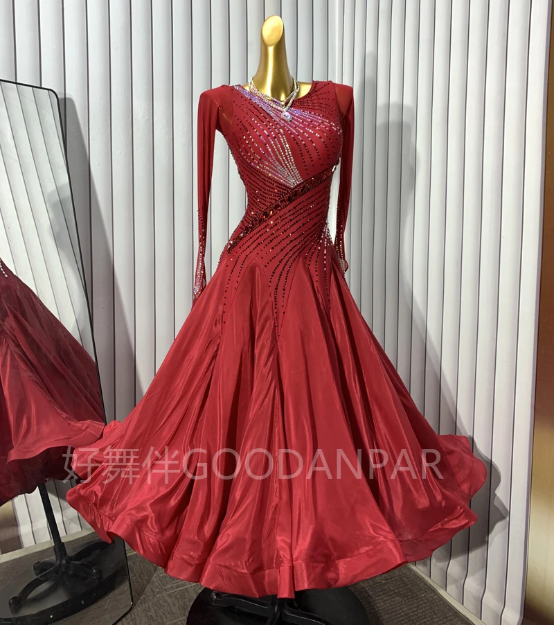 Gesellschaft-stanz-kleid-f-r-Frauen-Gesellschaft-stanz-kost-me-Standard ...