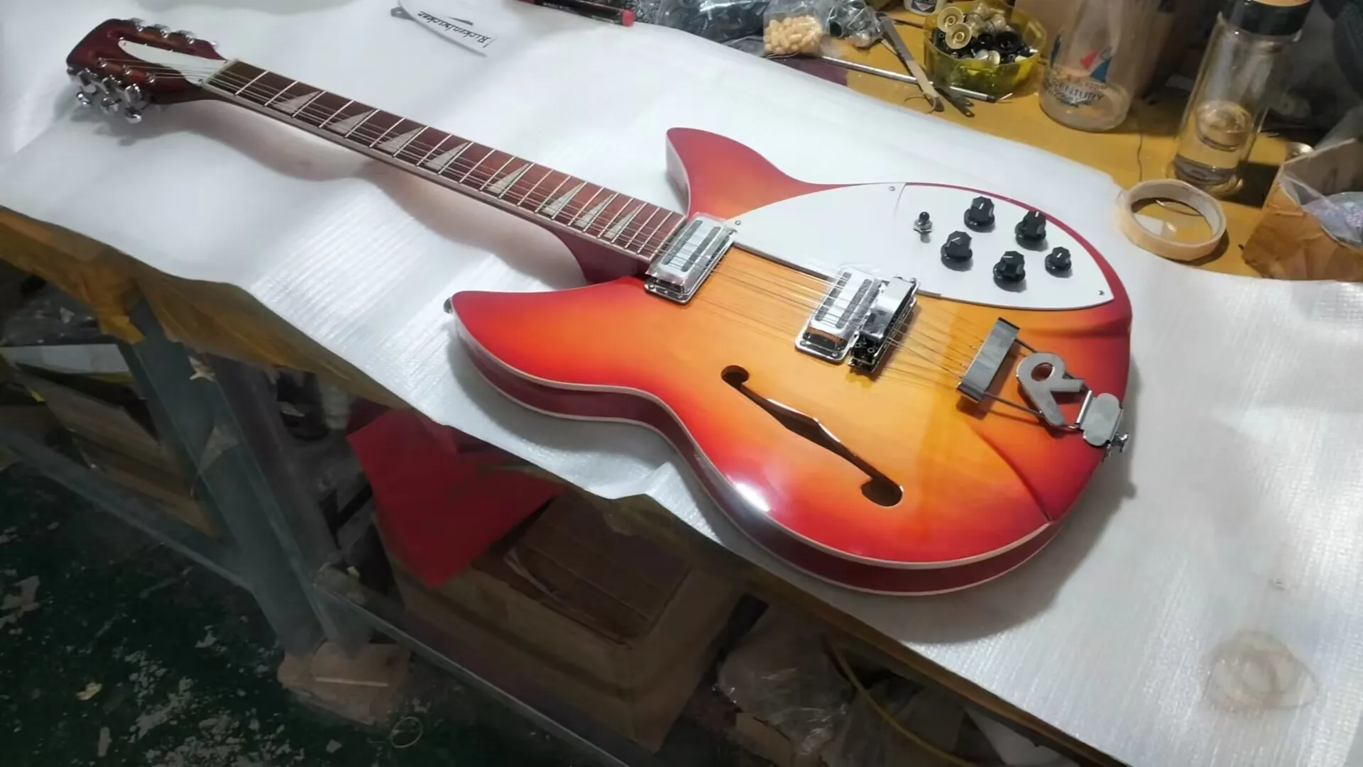 12-String-rickenbacker-Model-330-Electric-Guitar-Cherry-Sunburst-Semi ...