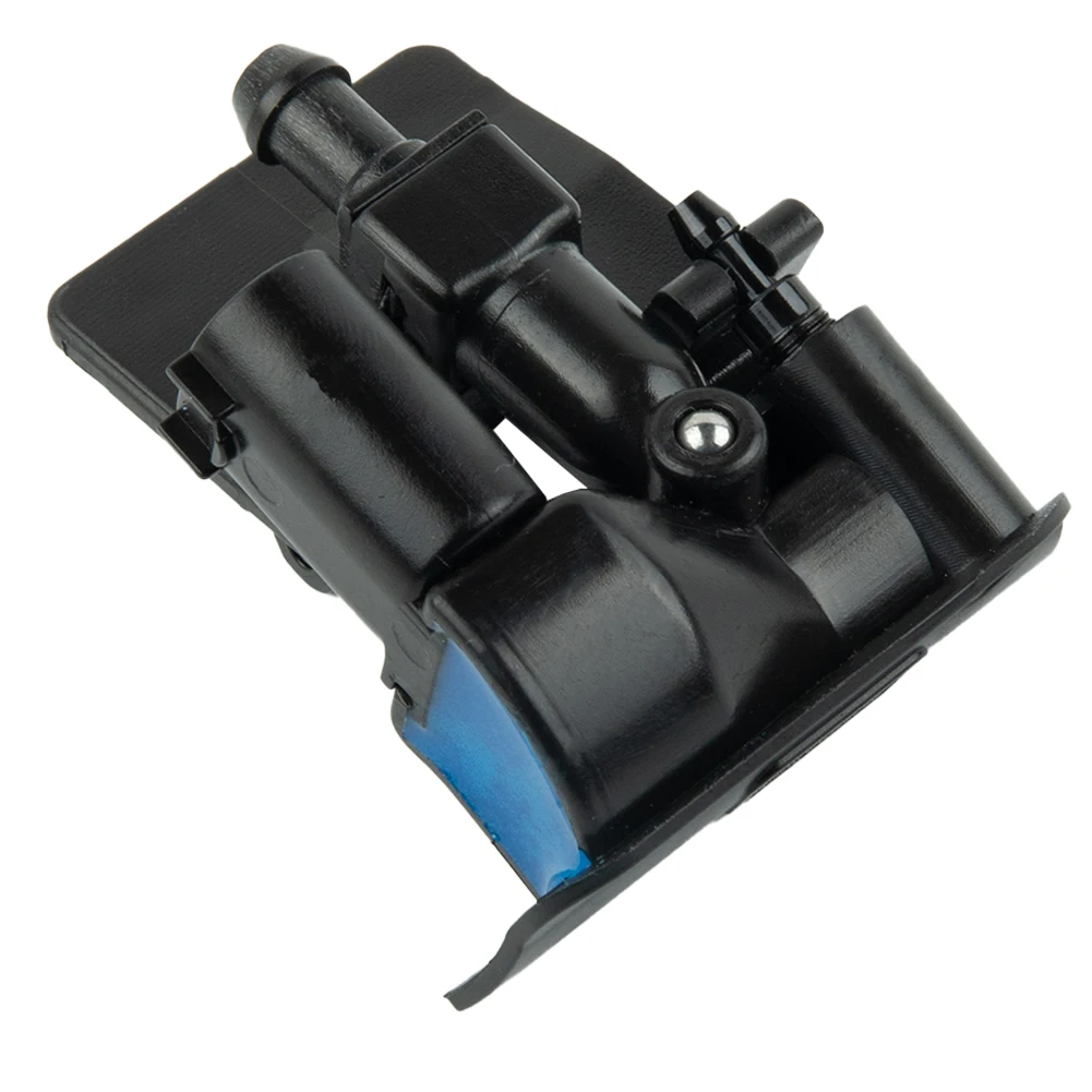 Brand-New-Car-Spare-Parts-Nozzle-61667183343-Car-Accessories-Direct-Fit ...