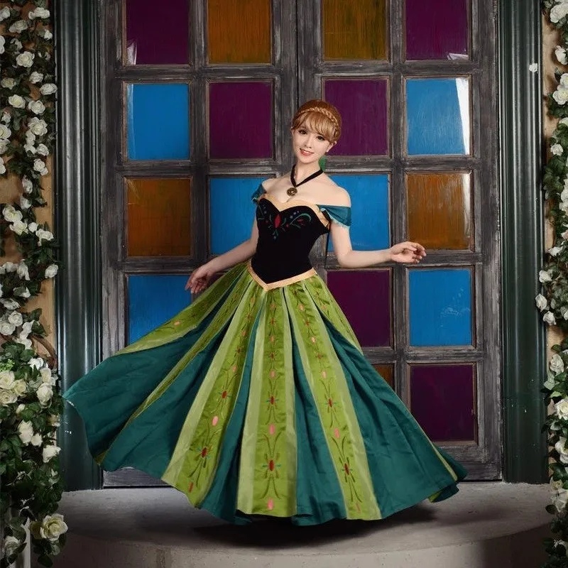 Anna Cosplay Frozen Coronation