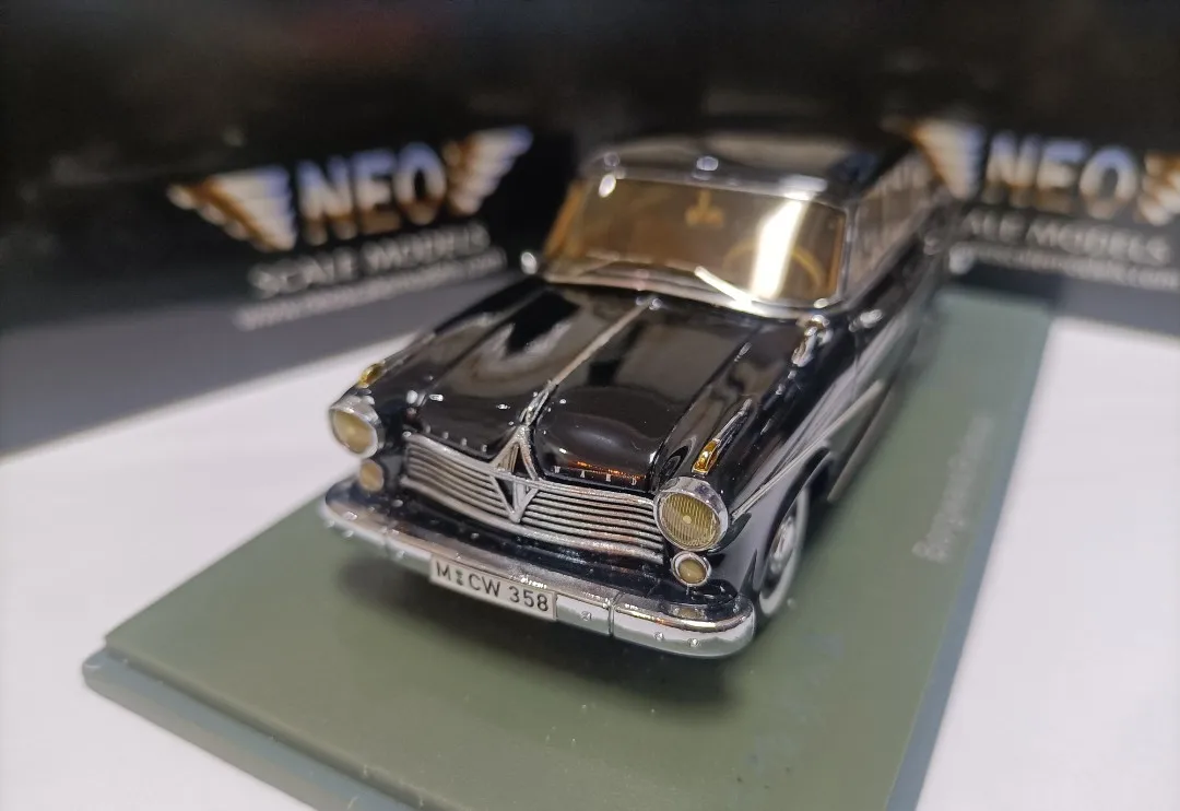 Diecast 1/43 Scale 1955 German Vintage Car Sedan Simulation Resin Car ...