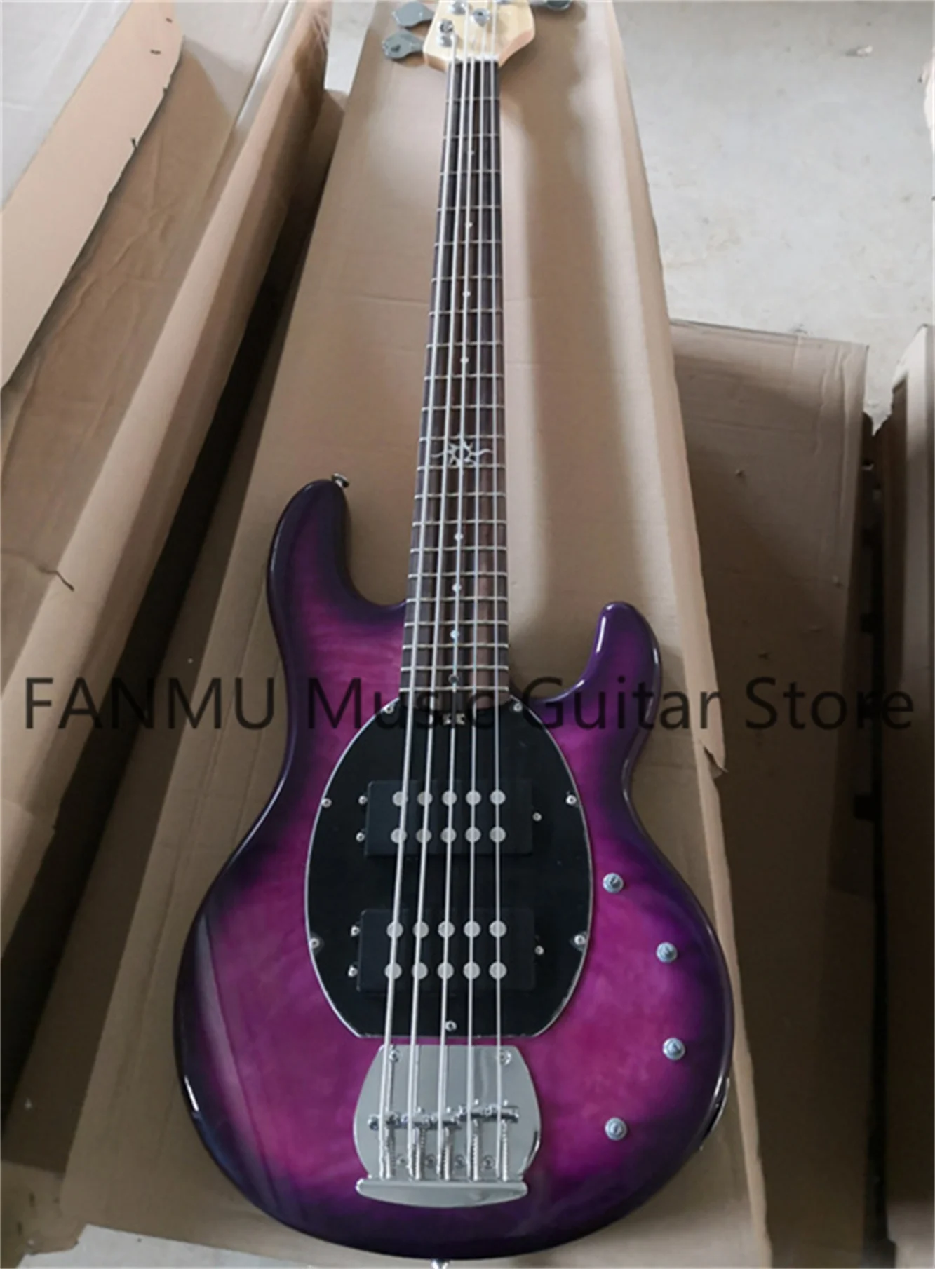 Bajo Eléctrico de 5 cuerdas, bajo púrpura, chapa de arce acolchada, batería activa, diapasón de ...