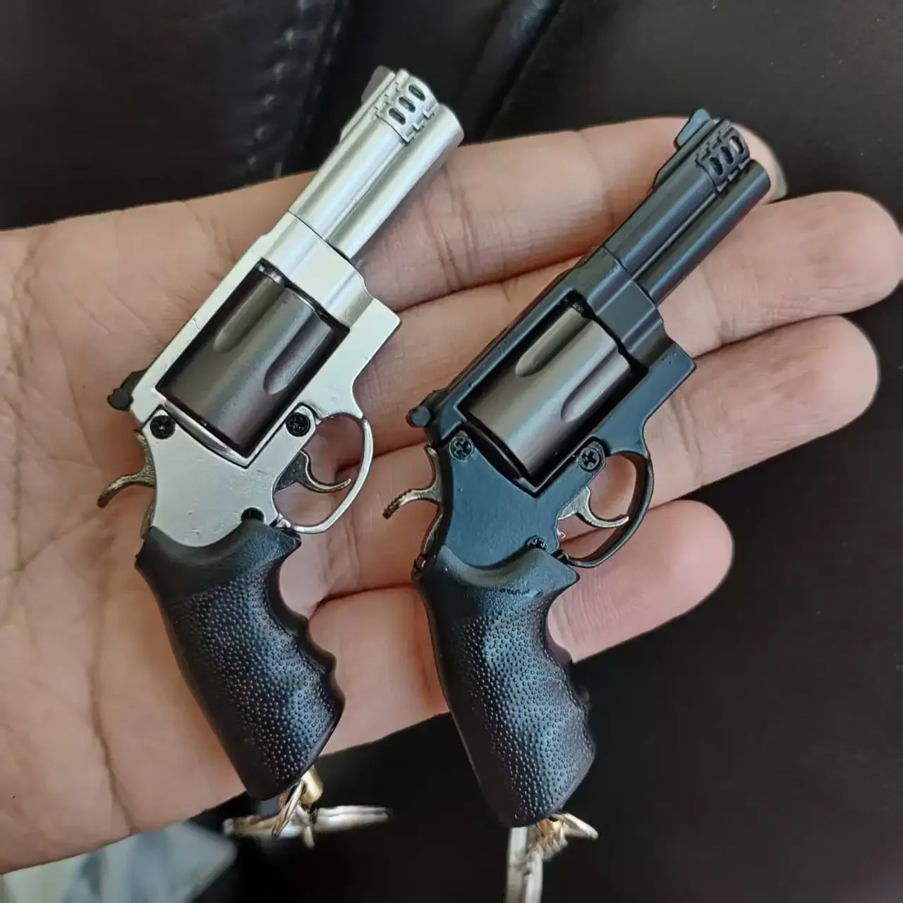 2025 Alloy 1:3 Detachable Pistol Model Miniature Revolver Toy Gun ...