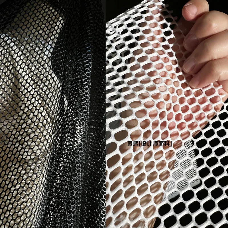 AirMeshLayer-Black-and-White-Hexagonal-Thick-Thick-Mesh-Large-Plaid ...