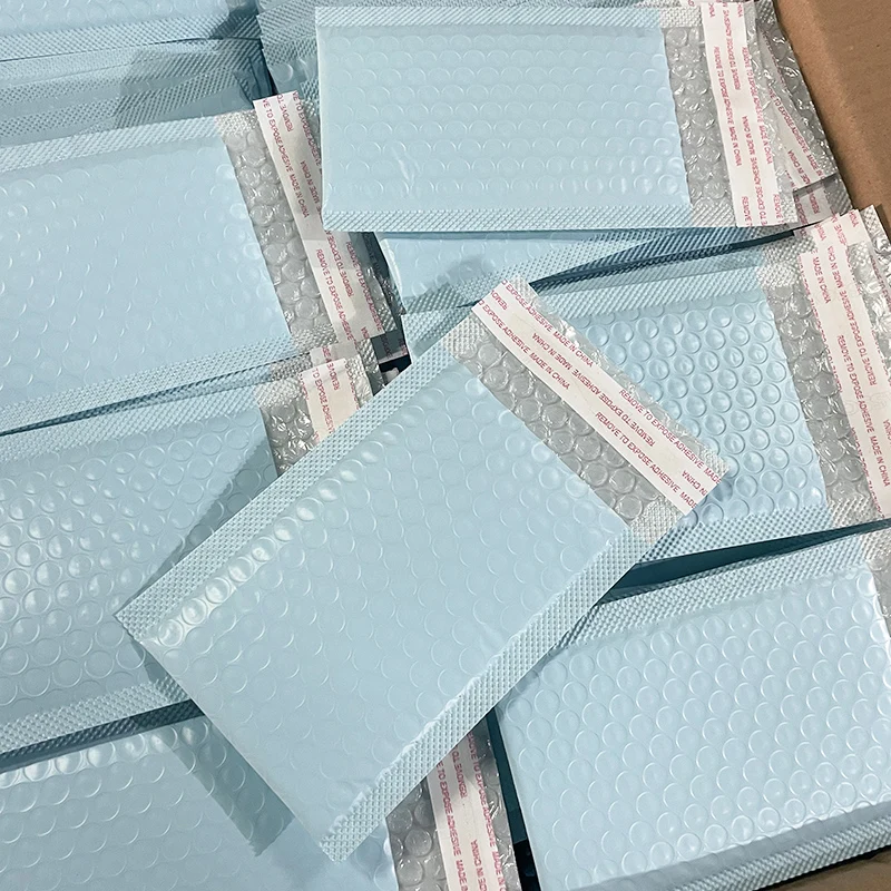 Light-Blue-Padded-Mailing-Envelopes-Self-Seal-Shipping-Bags-for-Small ...