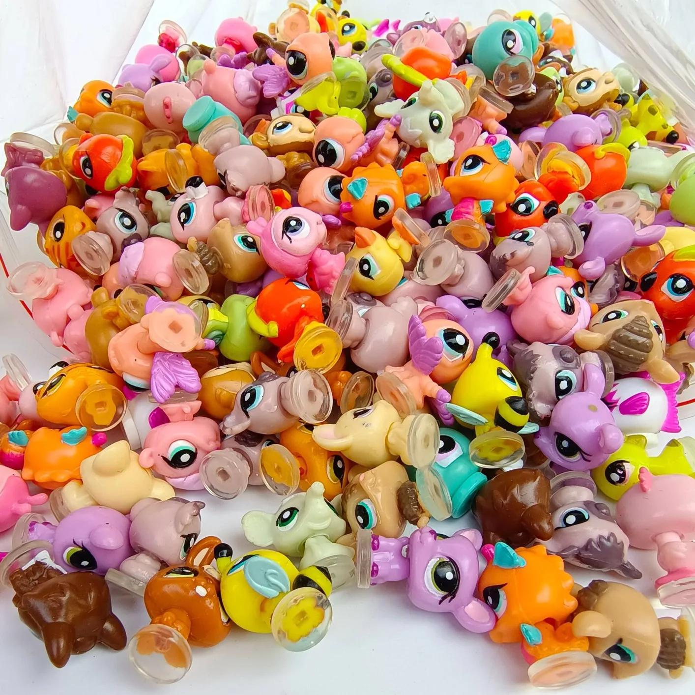 50Pcs-Cartoon-Mini-Cute-Little-Pets-2cm-Kids-Toys-Birthday-Gift-Home ...