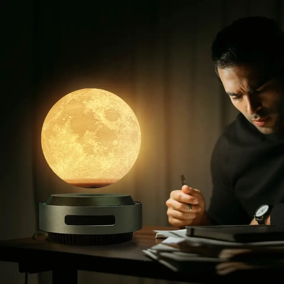 Magnetic-Floating-Luna-Wood-Table-Lamp-Floating-Light-Levitating-Moon ...
