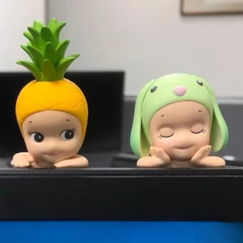 Tumblr-Angel-Holding-Chin-Computer-Car-Decoration-Anime-Figures-Toys ...