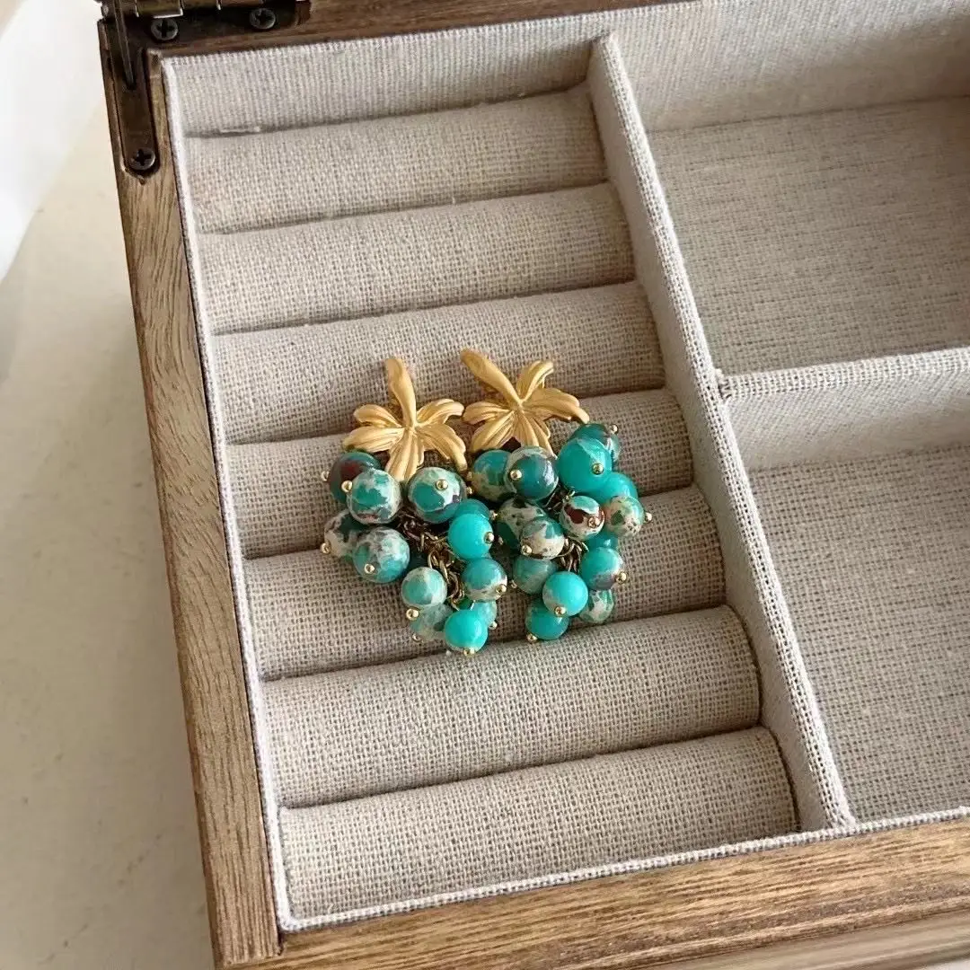 Pendientes-de-cuerda-de-uva-turquesa-con-personalidad-para-mujer ...