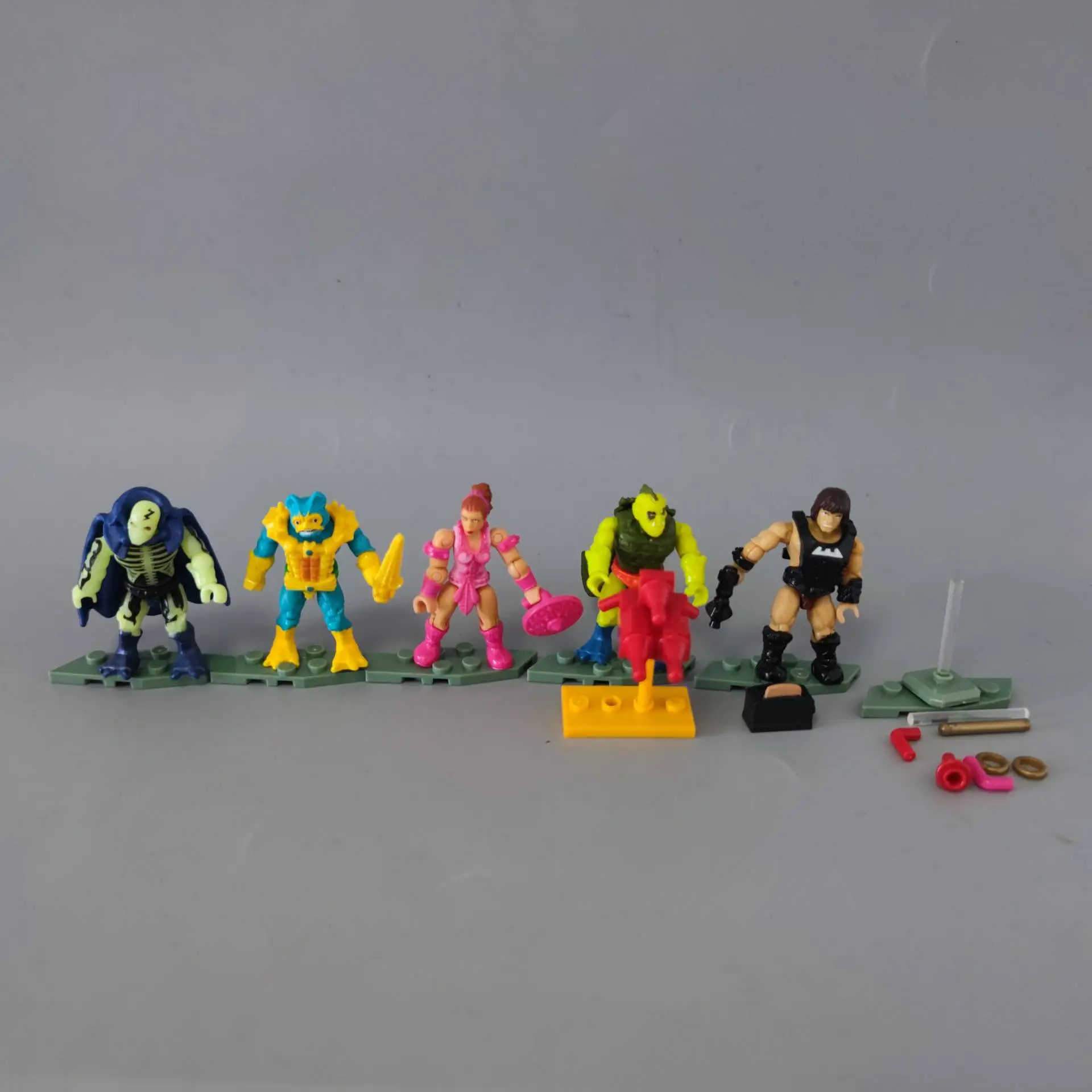 Mega-Construx-Motu-He-man-Teela-Heman-mer-man-Scarglow-Whiplash-2-Mini ...