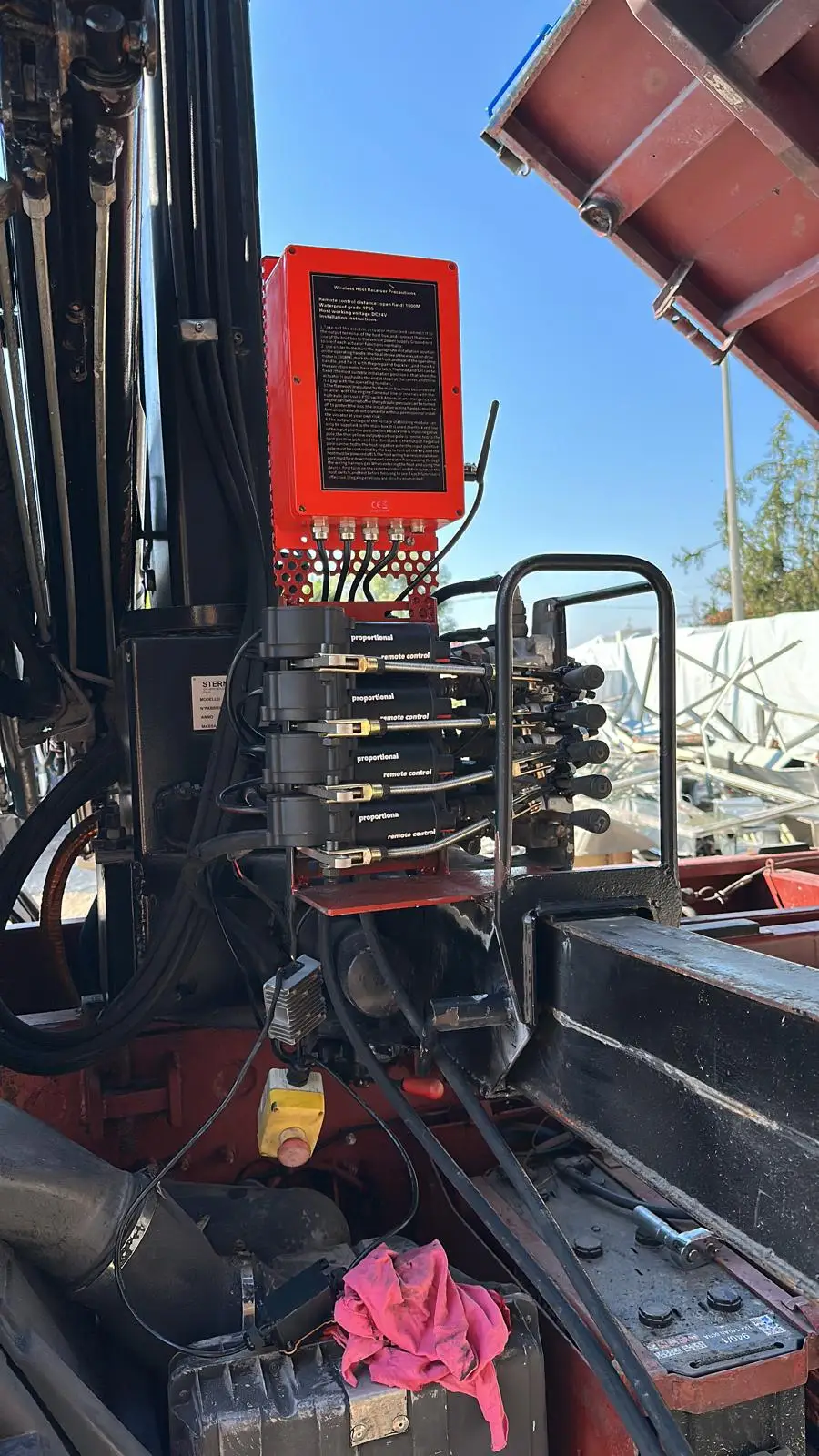 4 Joystick clutch motor wireless remote control Crane Manipulator