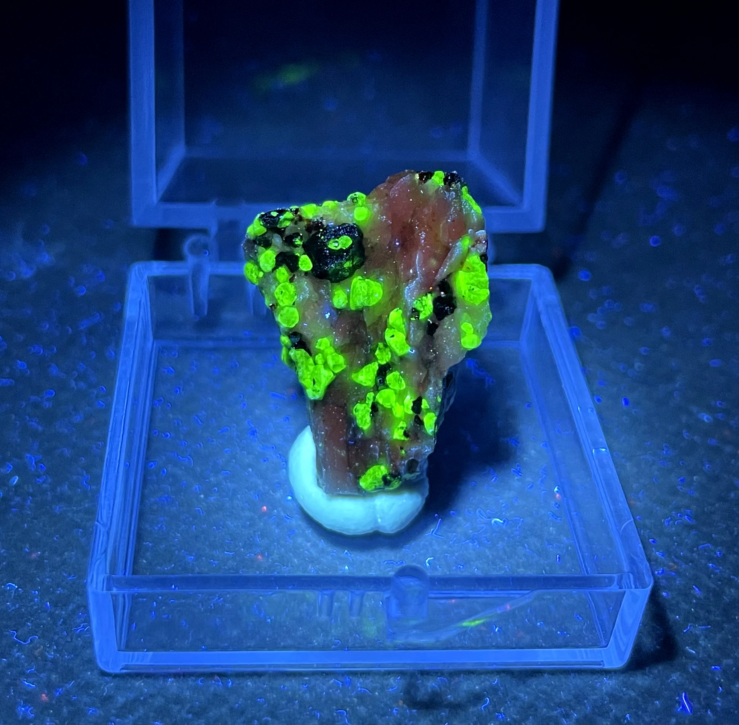 Willemite Fluorescence