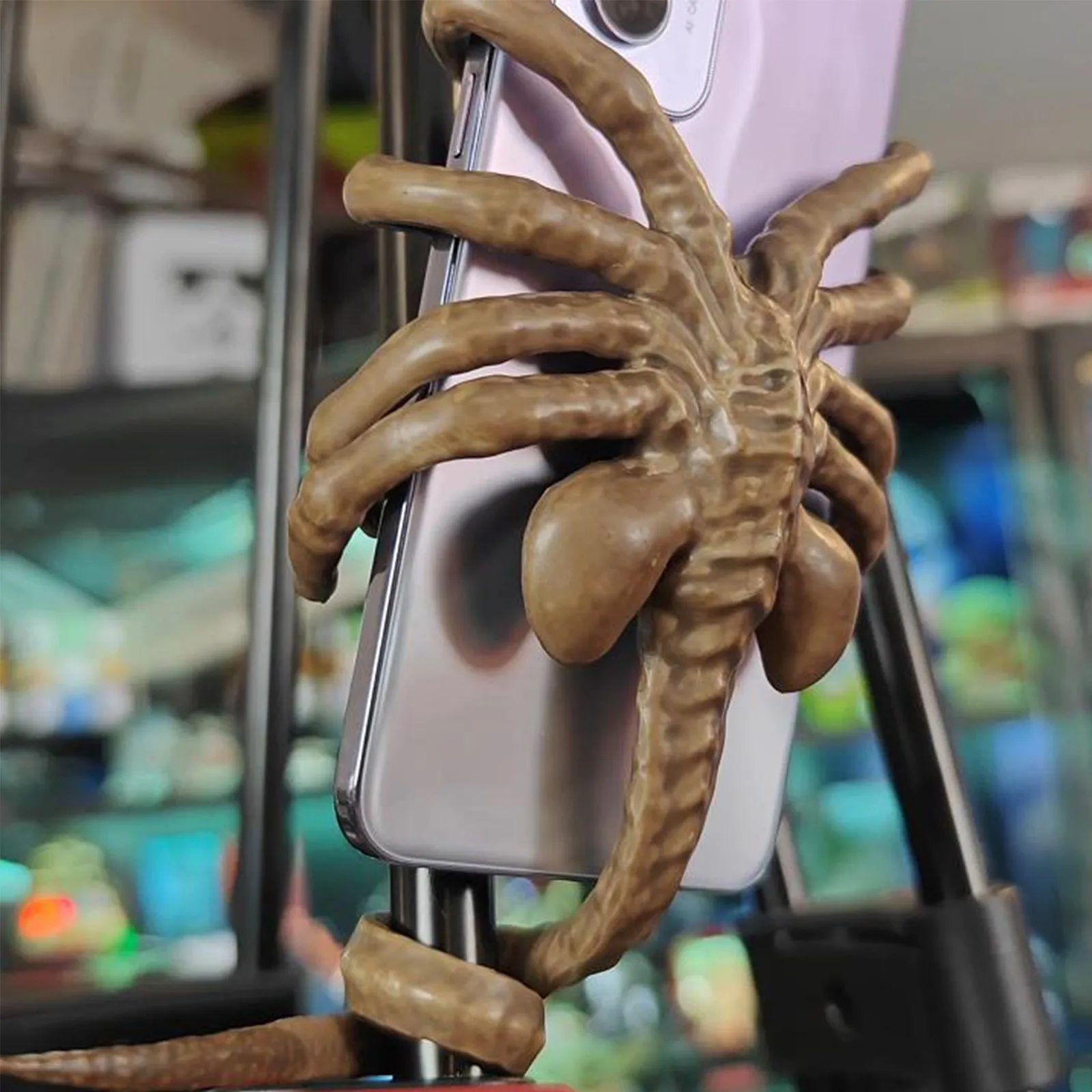 Alien-Phone-Holder-Creative-Decorative-Phone-Holder-Ornament-Creative ...